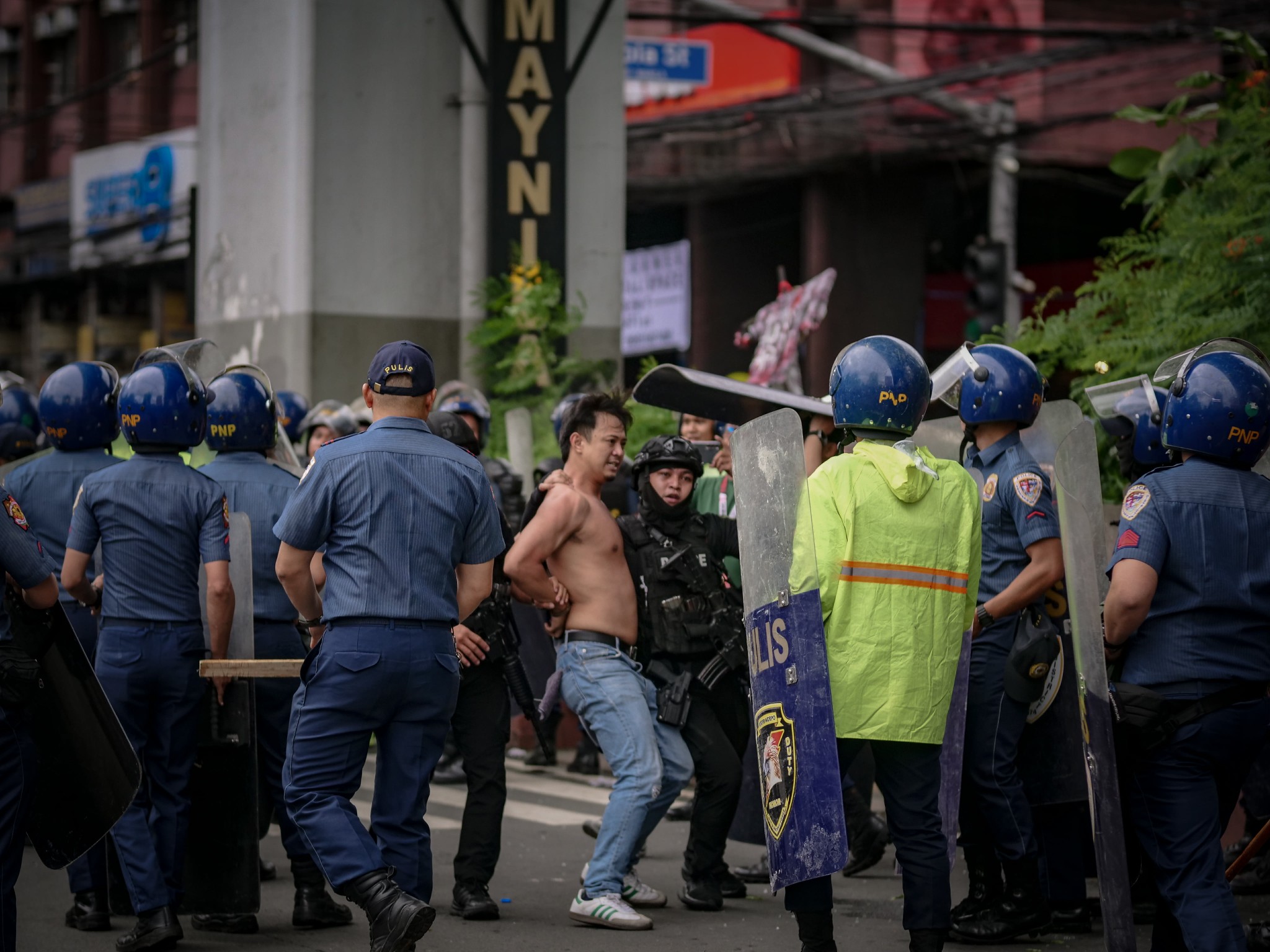 Unnecessary and excessive use of force by PNP against protesters must ...